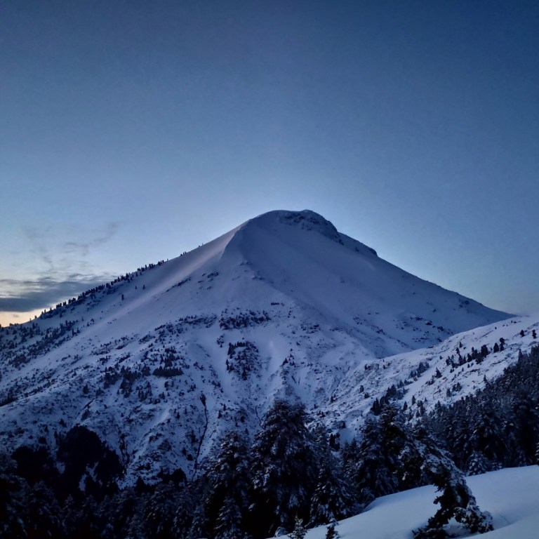 Winter Hike and Climb on Dirfi Mountain – Olympus Mountaineering