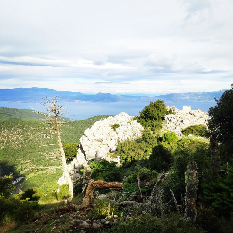 Hiking in Geraneia Mountain – Olympus Mountaineering