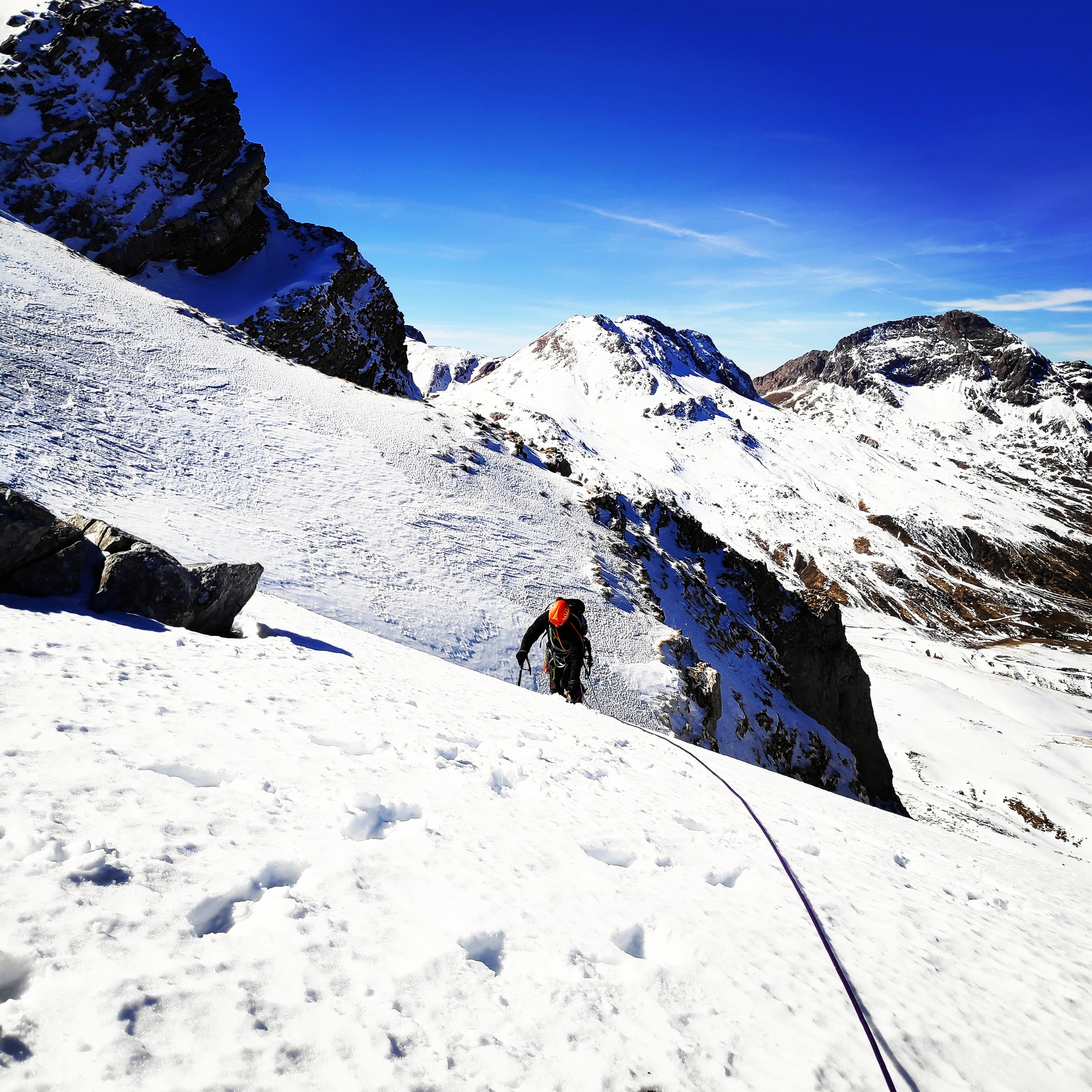 Mixed and Alpine Climbing in Vardousia Mountain | Aris II 2 M2 – 400m ...