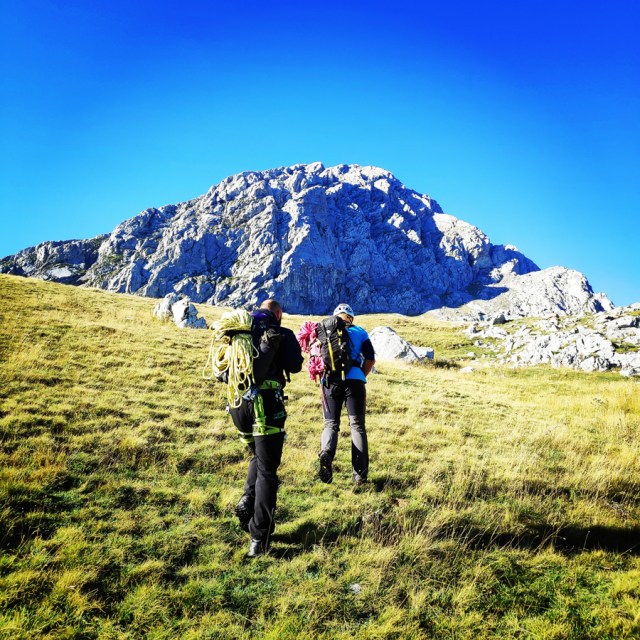 Alpina V 300 m. | Climbing on Pyramida – Mount Giona (Aselinon ...