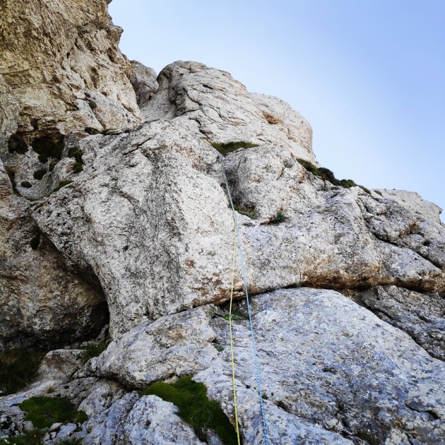 Alpina V 300 m. | Climbing on Pyramida – Mount Giona (Aselinon ...