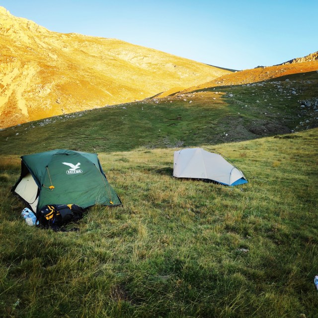 Hiking and Wild Camping on Mount Giona (Mt. Aselinon) – Olympus ...