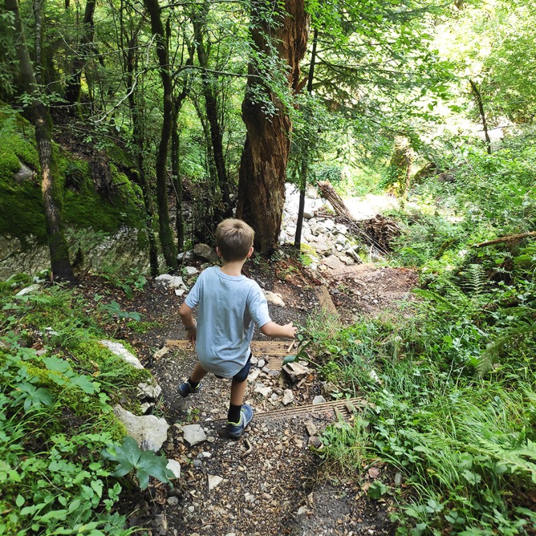 Hiking in Tzoumerka (Athamanika) Theodoriana – Marks Stream – Rema ...